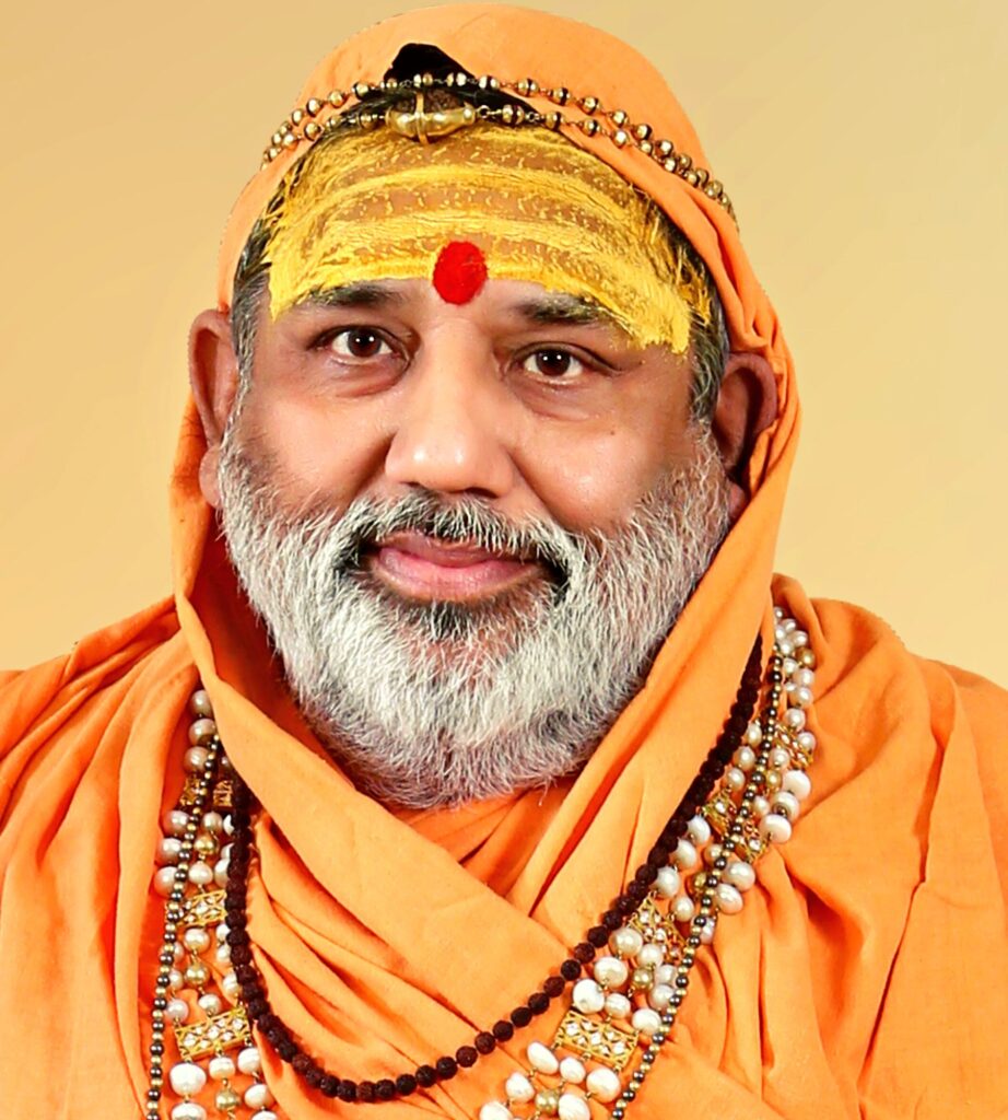 About - Anant Shri Vibhushit Swami Achyutanand Tirth Ji Maharaj